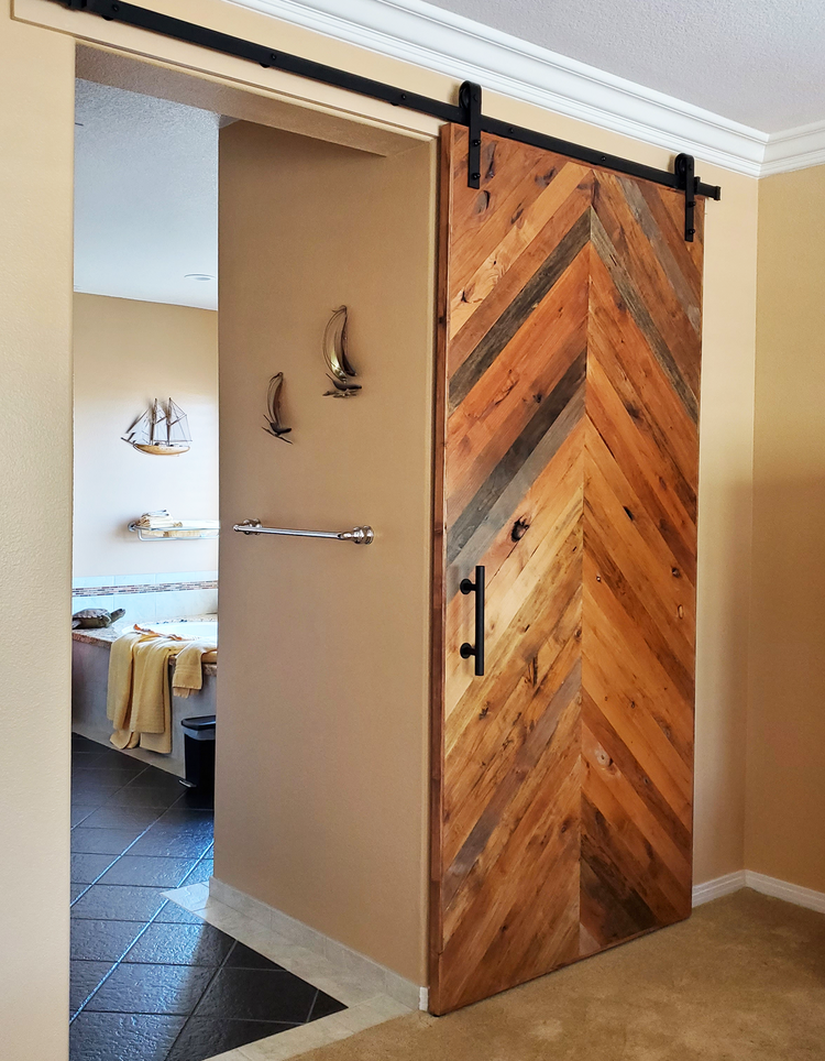 San Chevy Sin Mid Rail Modern Barn Door – SoCal Barn Doors